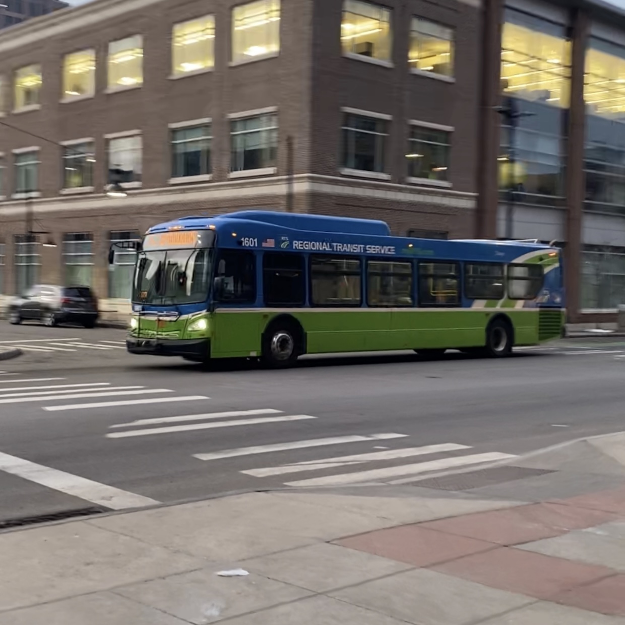 Living Car-Free Saved Me $6,976 in 2022 - Ethan Thompson